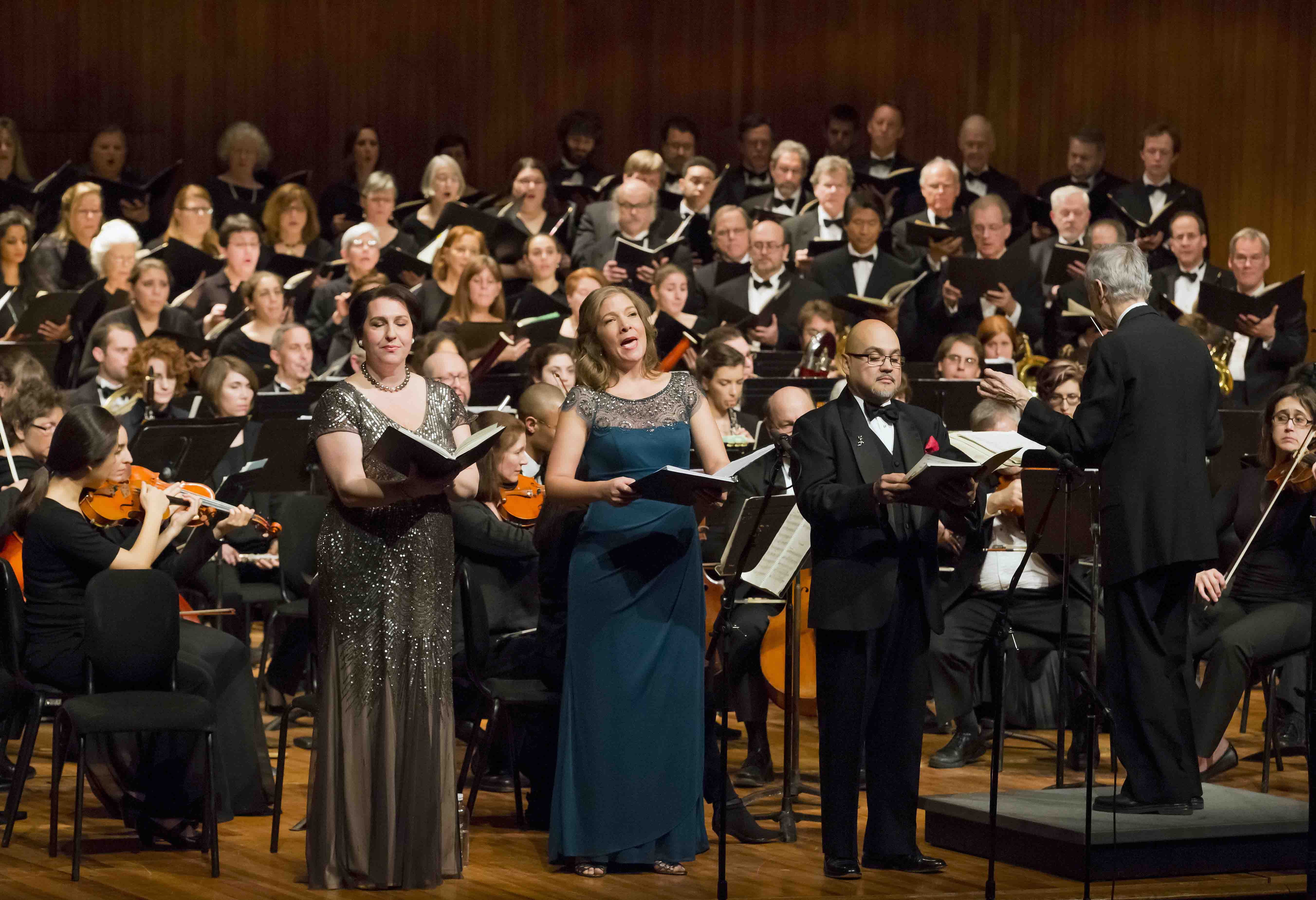 Music for the Masses: Contemporary Reimaginings of Masses from Pierre ...