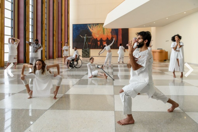 On Display: A Movement Installation [06/11/16]