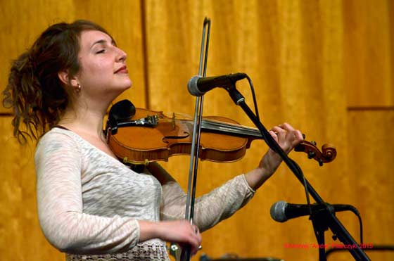 Emerald Rae, fiddler [07/13/16]