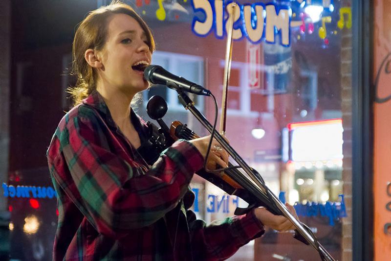 The Jesse Hanson Trio in Concert [08/13/16]