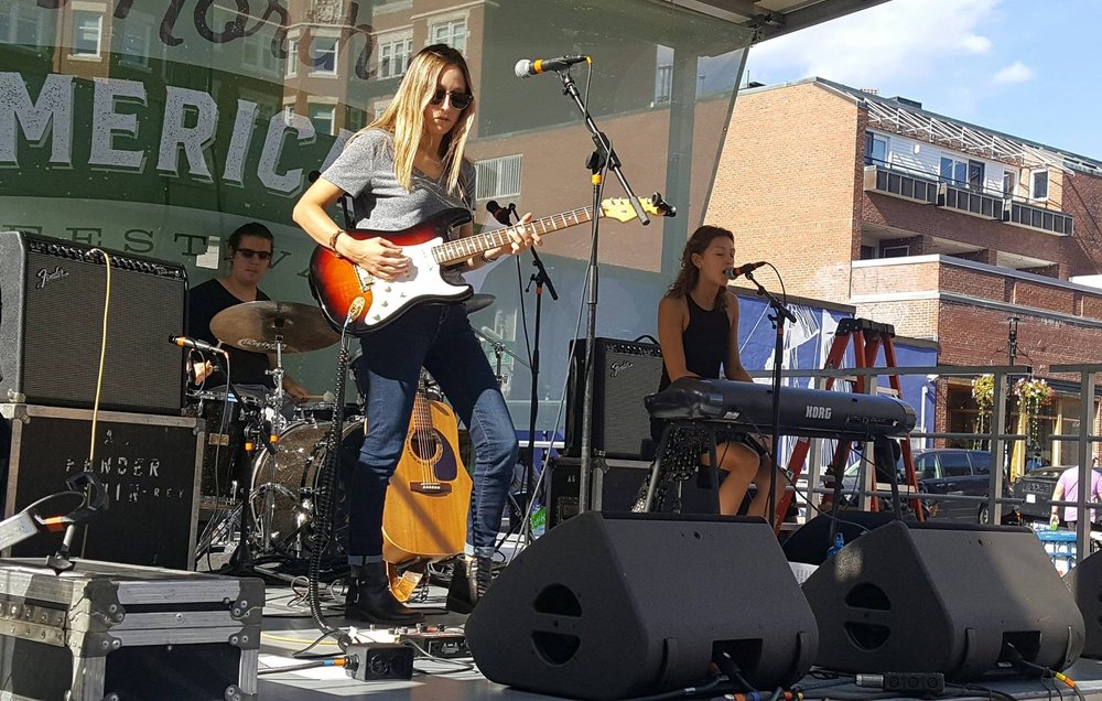 The Wolff Sisters in Concert [02/25/17]