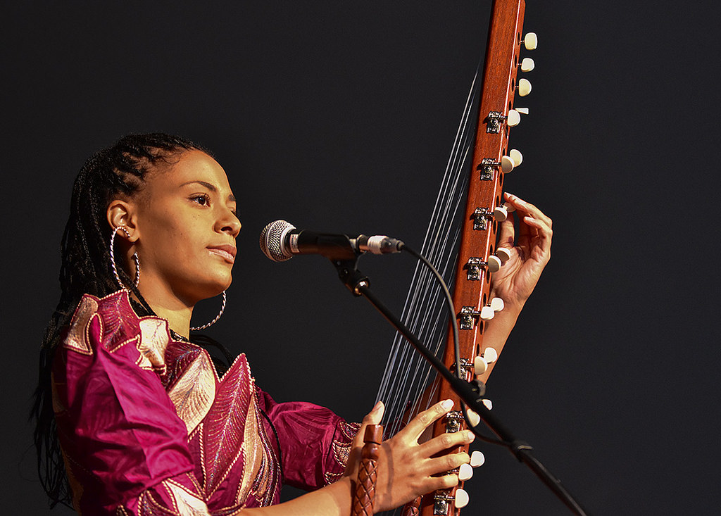 The African Strings Ensemble with guest Sona Jobarteh [04/24/19]